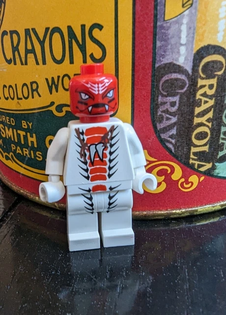 LEGO NINJAGO SNAPPA Minifigure Red Head White Snake 9442 Mini Figure ...