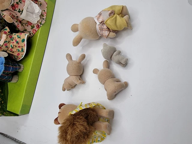 SYLVANIAN FAMILIES FIGURE Bundle Husky Squirrel Rabbit Cat £10.80 ...