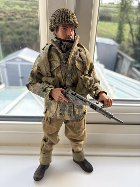 DRAGON ACTION MAN British Ww2 Soldier Paratrooper Arnhem 1944 1/6 £55. ...