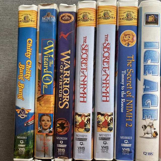 KIDS VHS VIDEO TAPE LOT 26 Various MCA WB MGM DreamWorks Miramax ...