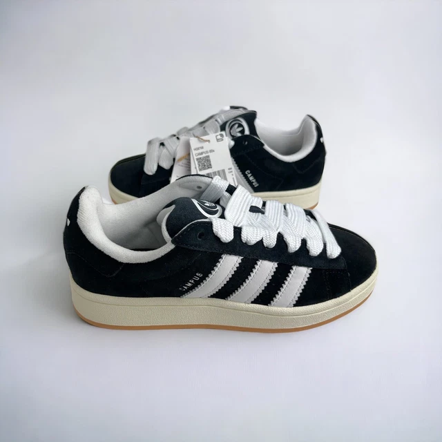 SNEAKERS IN PELLE scamosciata Adidas Campus 00s nere in gomma bianca ...