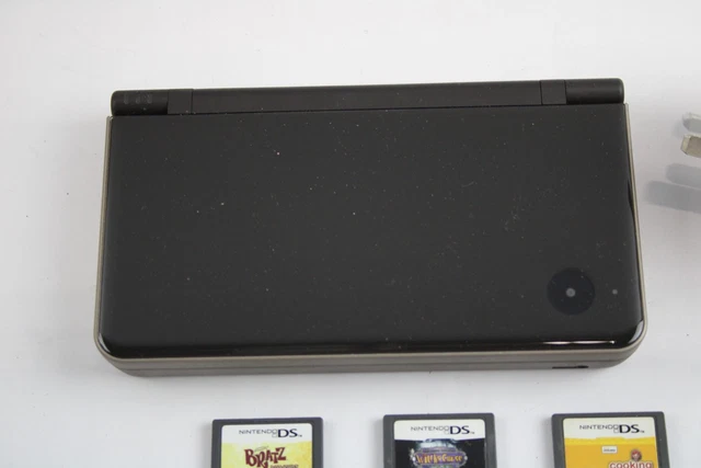 NINTENDO DSI WORKING w/ Official Charger & Games Inc Cooking Mama £22. ...