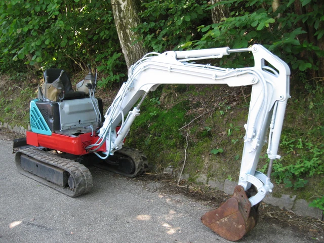 MINIBAGGER GEBRAUCHT CA. 1,5 t, Knickmatik, Schnellgang, erst 760 ...