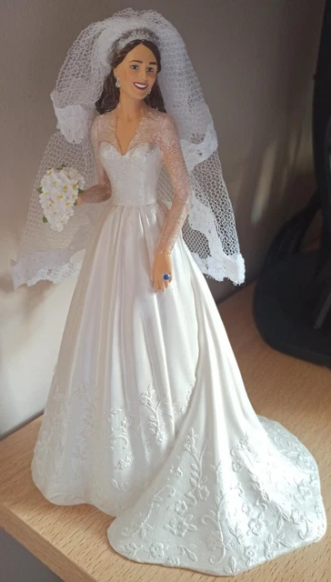 THE HAMILTON COLLECTION - "CATHERINE, THE ROYAL BRIDE" Figurine £24.99 ...