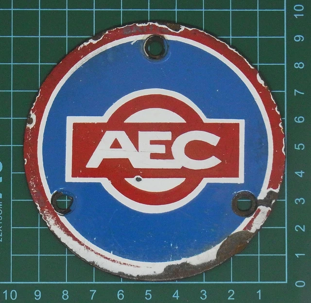 VINTAGE 1950'S AEC BUS, Coach or Truck Wheel Trims Signs Badge Auto ...