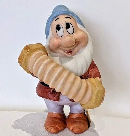 DISNEY SNOW WHITE Seven Dwarfs Bashful Porcelain Bisque Figurine Sr ...