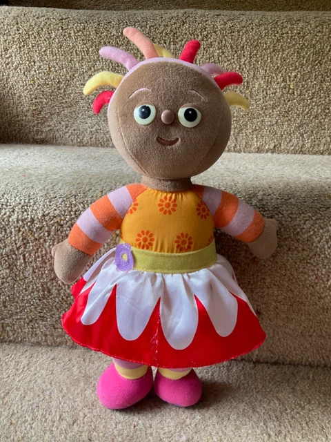 IN THE NIGHT Garden Plush Talking Upsy Daisy Figure - Sounds!! £14.99 ...