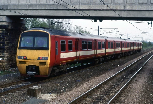 BRITISH RAIL 321901 Class 321 EMU Railway Photo - Metro Train £1.05 ...