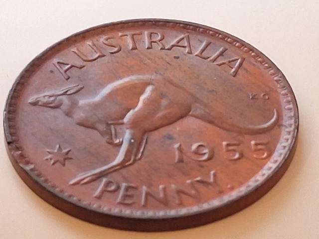 AUSTRALIA 1955 PERTH QEII Penny in Uncirculated Condition EUR 24,57 ...