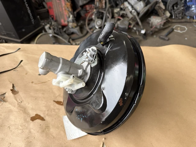 12 UP MITSUBISHI Fuso Canter Fe Brake Booster Master Cylinder Bosch ...