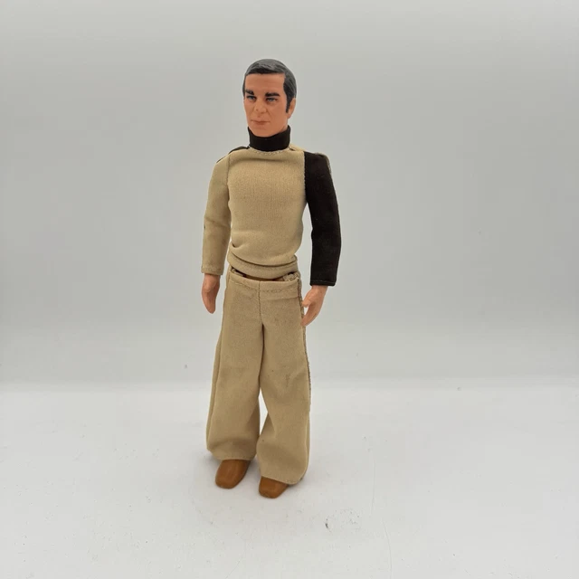 MATTEL VINTAGE 1975 Space: 1999 Commander John Koenig 9" Figure w Shoes ...