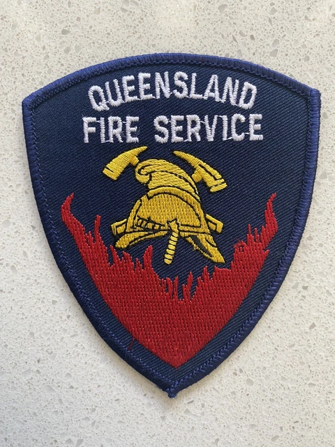 VINTAGE QUEENSLAND FIRE Service Cloth Patch Badge Firefighter ...