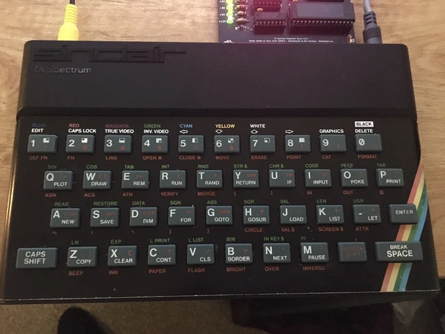 ZX SPECTRUM 48K membrana e mod composite con tappi completamente ...
