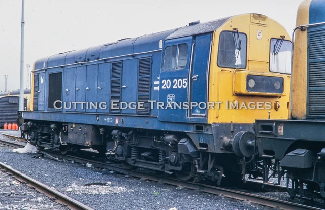 ORIGINAL RAILWAY SLIDE: Class 20 Diesel 20205 1989 Location? D-998 £3. ...