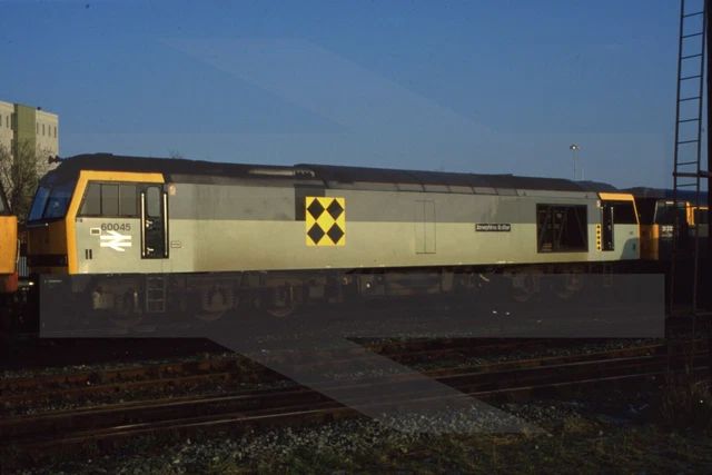 ORIGINAL 35MM SLIDE - Class 60 'Coal' 60045 - Warrington - 1992 (18) £0 ...