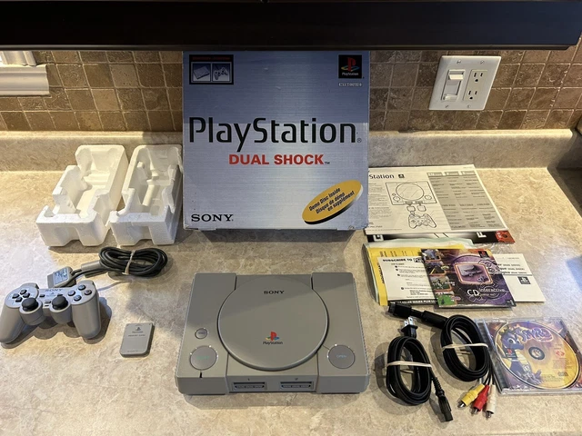 SONY PLAYSTATION 1 One PS1 Console SCPH-7501 Complete in Box CIB w ...