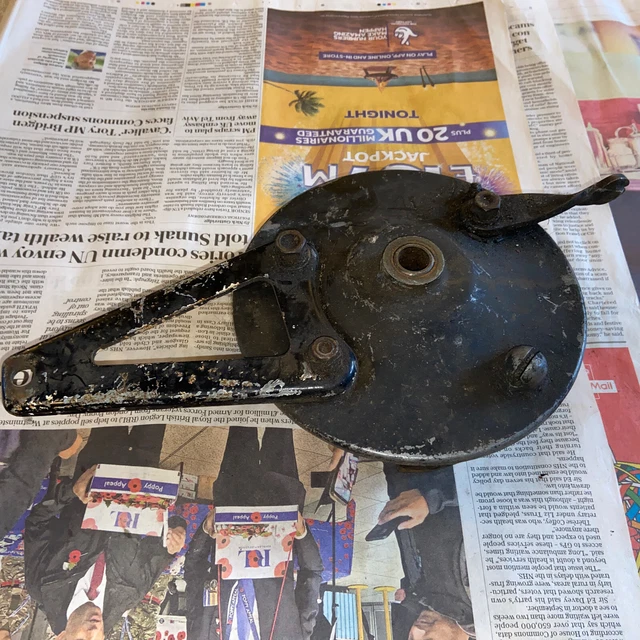 ARIEL ARROW LEADER? front brake plate + bracket + shoes £40.00 ...