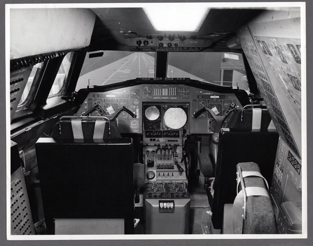CONCORDE COCKPIT MOCK Up At Filton Large Vintage Original Bac Photo ...
