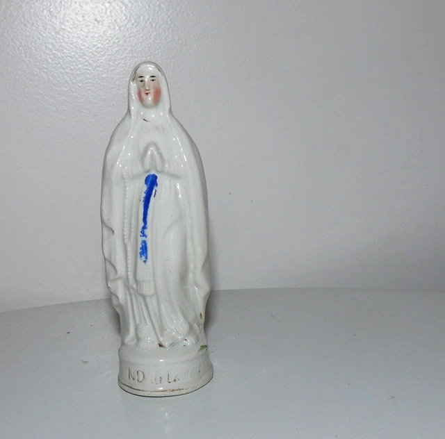 STATUETTE ANCIENNE EN Porcelaine NOTRE DAME DE LOURDES - La Sainte ...