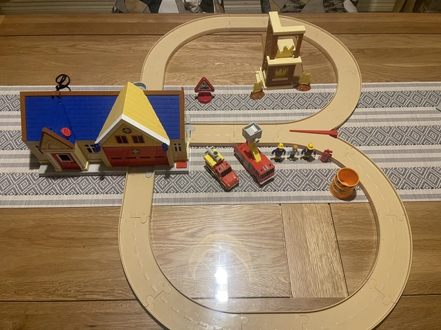 FIREMAN SAM FIRE Station Snap Trax Play Set Rare £45.00 - PicClick UK