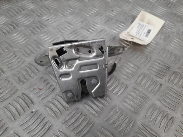 MOTEUR OUVERTURE DE Coffre/Malle/Hayon MERCEDES CLASSE C 204 2048203042 ...