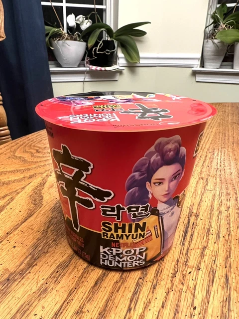 NONGSHIM KPOP DEMON Hunters SHIN RAMYUN CUP Huntrix Rumi Takedown $9.61 ...