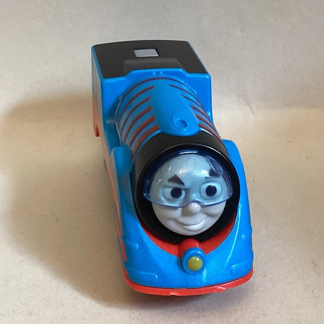 THOMAS THE TANK Engine Trackmaster Turbo Battery Operated Motorised £17 ...