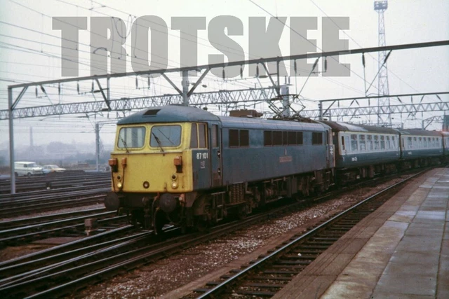 35MM SLIDE BR British Railways Electric Loco Class 87 87101 Crewe 1982 ...