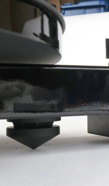 PRO-JECT REPLACEMENT TURNTABLE Feet RPM 3 Carbon Feet (Part Code: 1940 ...