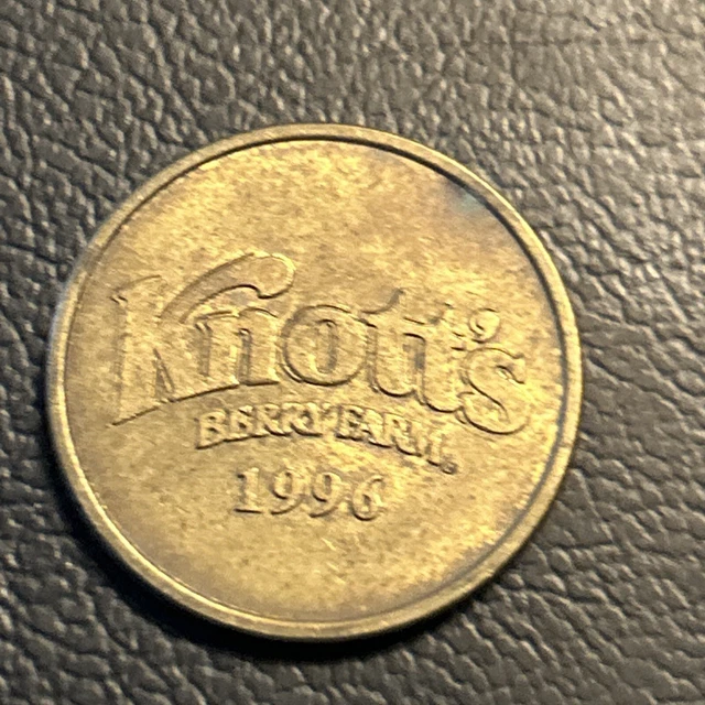 KNOTTS BERRY FARM 1996 Airheadz Knottheads Video Arcade Token F35b £4. ...