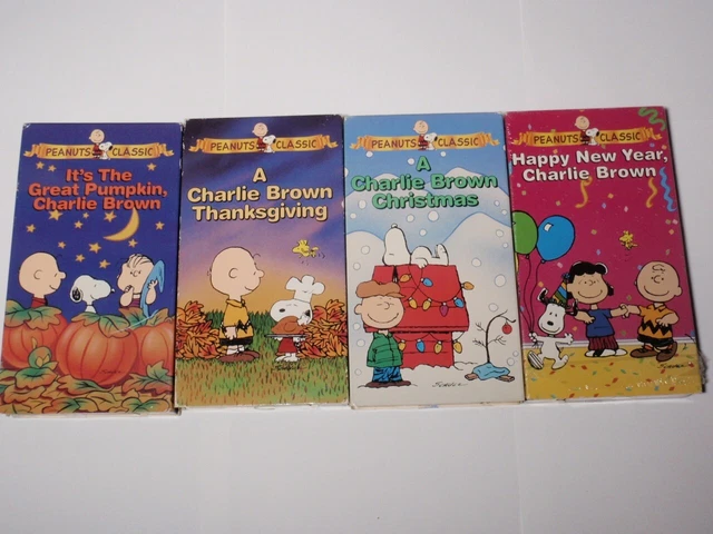 4 PEANUTS HOLIDAY VHS Charlie Brown Halloween, Thanksgiving, Christmas ...