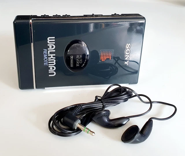 RARE SONY WALKMAN WM-109 compact slim cassette player fully working ...