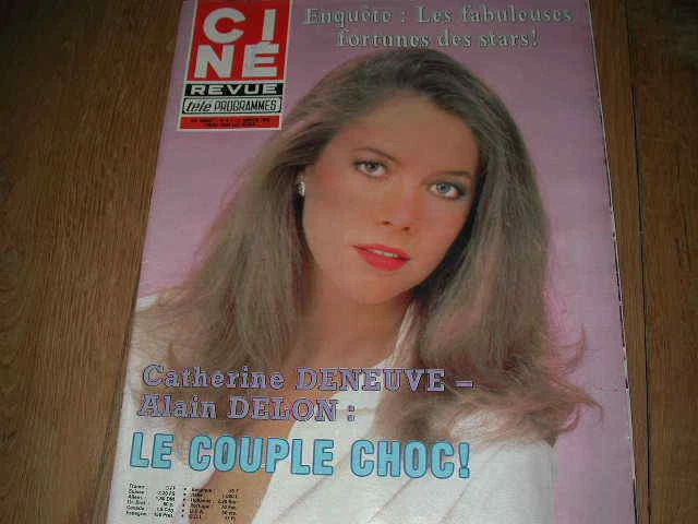 CINE REVUE 1982 KATHLEEN TURNER cover ISABELLE ADJANI CATHERINE DENEUVE DELON EUR 6,00 - PicClick FR