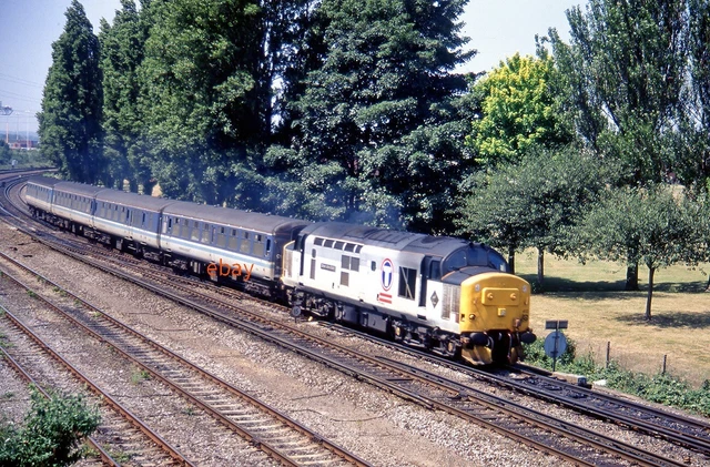 ORIGINAL 35MM SLIDE BR Diesel Class 37 no.37412 at Millbrook +rights ...