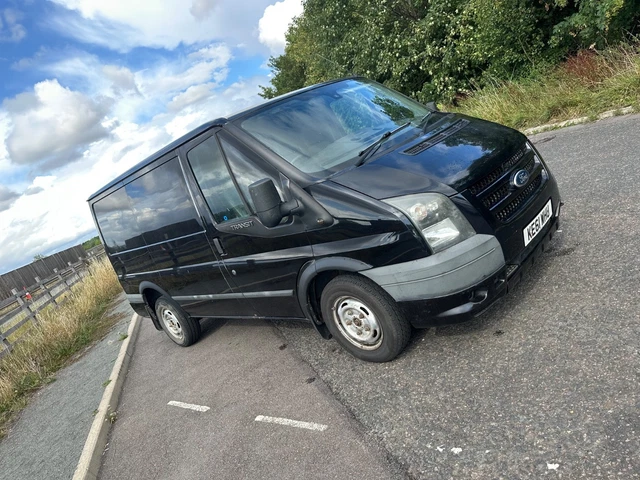 MK7 FORD TRANSIT trend 2.2 Diesel swb low roof 6 speed 2011 black £500. ...