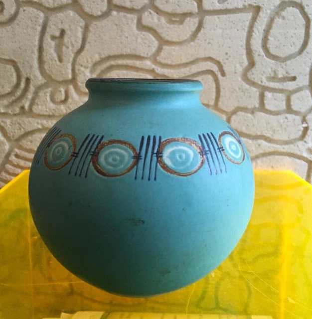 VINTAGE 70S HAND Made Turquoise Abstract Design Round Art Pottery Vase ...