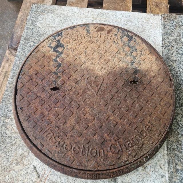 CAST IRON ROUND 490mm Manhole Cover & frame Osma Drain Lid £95.00 ...