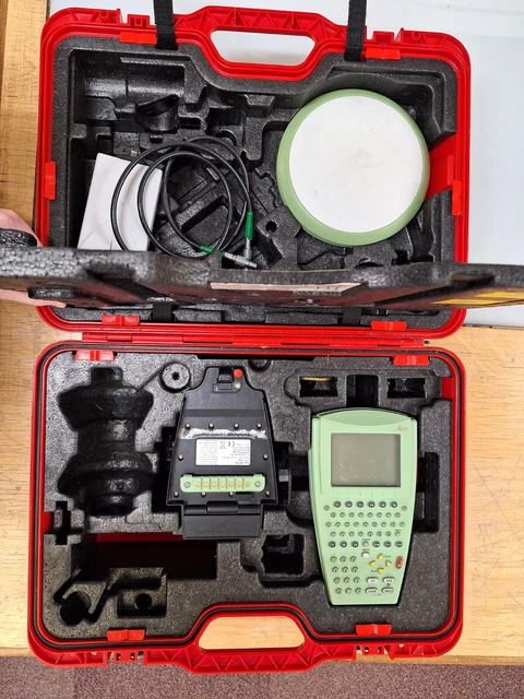 USED LEICA GPS 1200 RTK GNSS system (controller issues) £350.00 ...