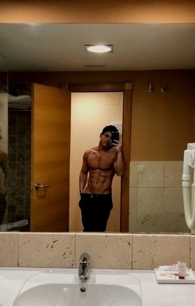 SHIRTLESS MALE BEEFCAKE Muscular Ripped Gym Jock Hot Dude PHOTO 4X6 ...