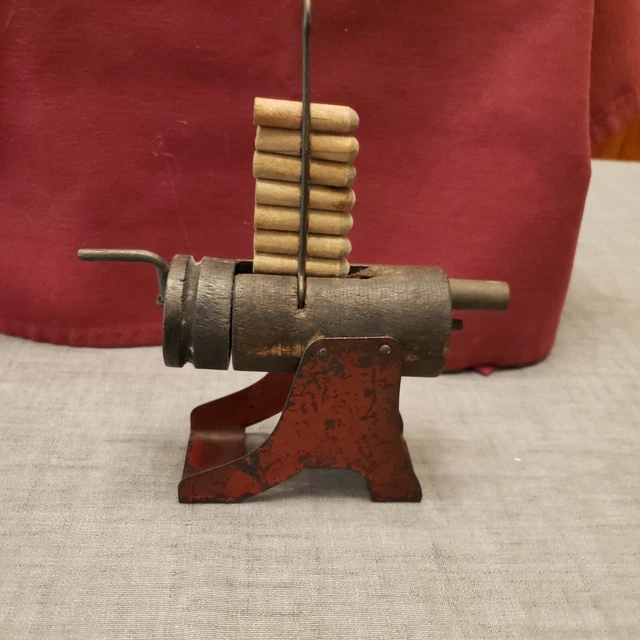 ANTIQUE WOOD SPRING Loaded Machine Gun Toy with 8 Wood Bullets & Holder ...
