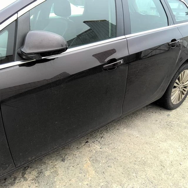 PORTE AVANT GAUCHE d'occasion ref. 13330765 de OPEL /R:84821747 EUR 120 ...