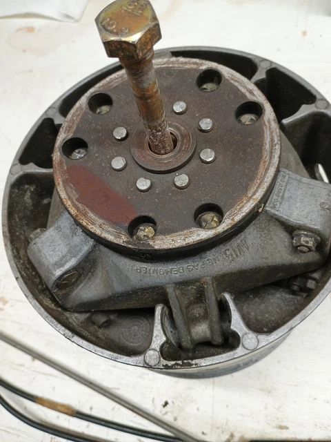 SKI-DOO TRA CLUTCH For A 670 Road Tax Off Of 93 Mach 1 And Throttle ...
