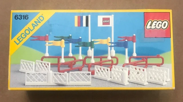 LEGO VINTAGE 6316 Flags and Fences - New, Sealed, Retired (Small Set ...