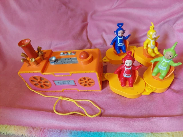 TELETUBBIES PULL ALONG Tubby Custard Toy Train With Sound & Lights ...