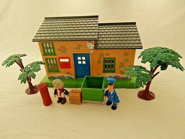 POSTMAN PAT & Mrs Goggins With Post Office, Parcel Trolley, Parcel And ...