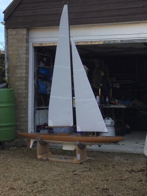 RADIO CONTROLLED 10 Rater model yacht from 1960's fully restored and ...