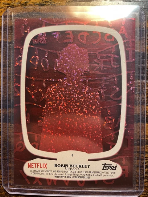TOPPS STRANGER THINGS 2025 High-Tek Robin Buckley Red Vines /5 £185.23 ...