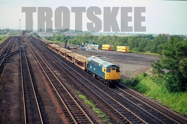 35MM SLIDE BR British Rail Diesel Loco Class 26 26007 Millerhill 1983 ...