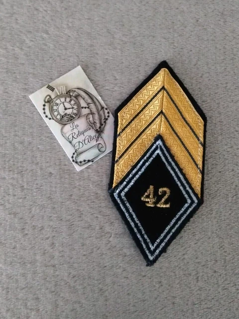 LOSANGE DE BRAS sergent chef 42 e régiment de transmission (2) EUR 12 ...