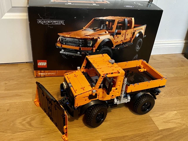 LEGO TECHNIC: FORD F-150 Raptor (42126) Mercedes Unimog U1400 ...